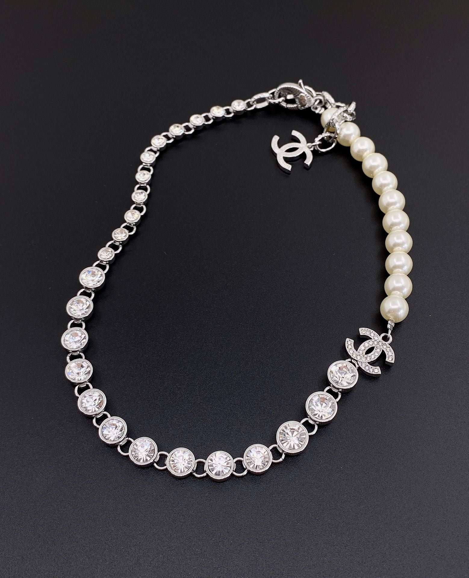 Chanel Chain Pearl Necklace White For Women - Temafes - The best ...