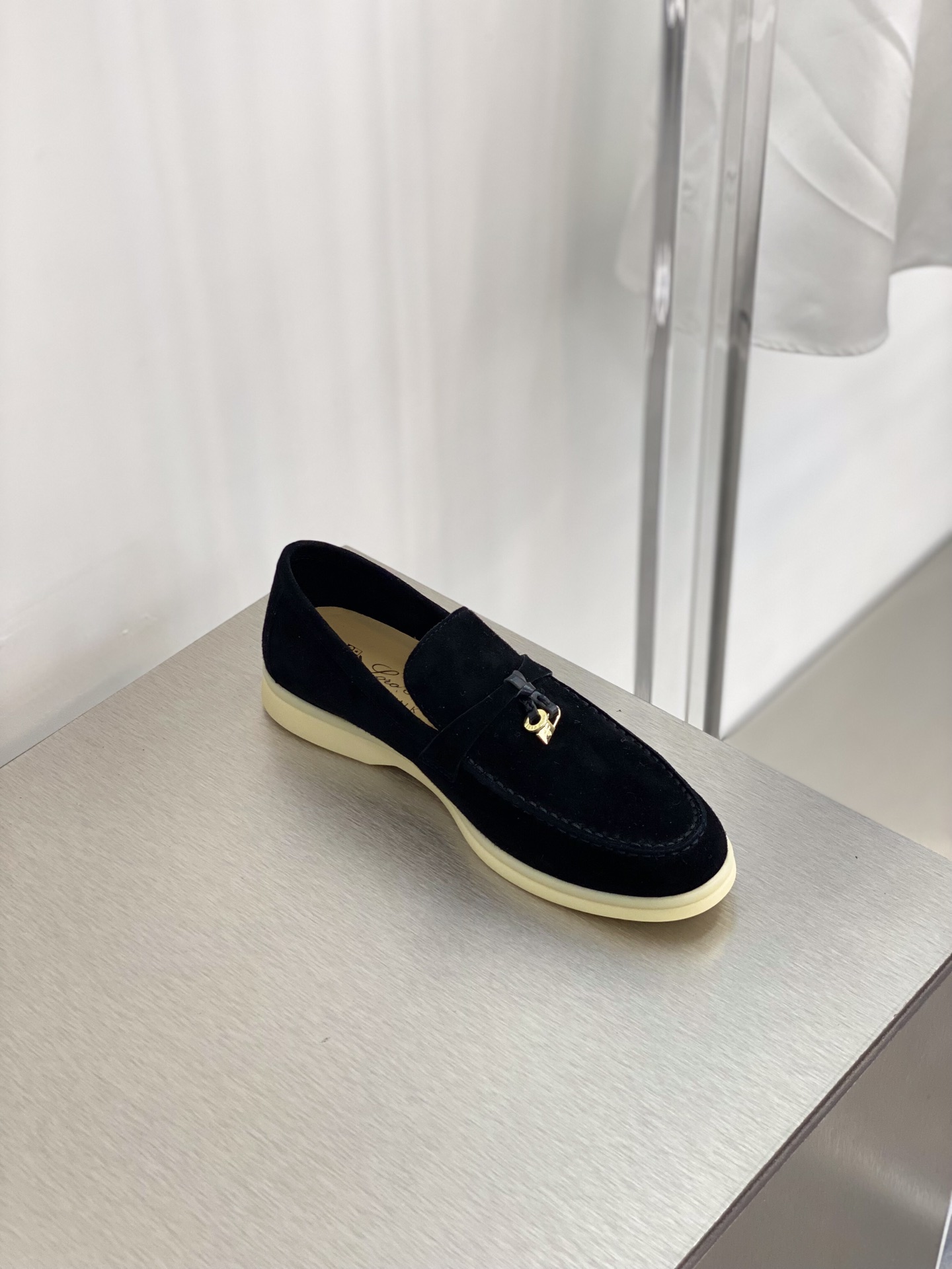 Loro Piana Summer Charms Walk Loafers Caviar For Women - FAE5444 MB97