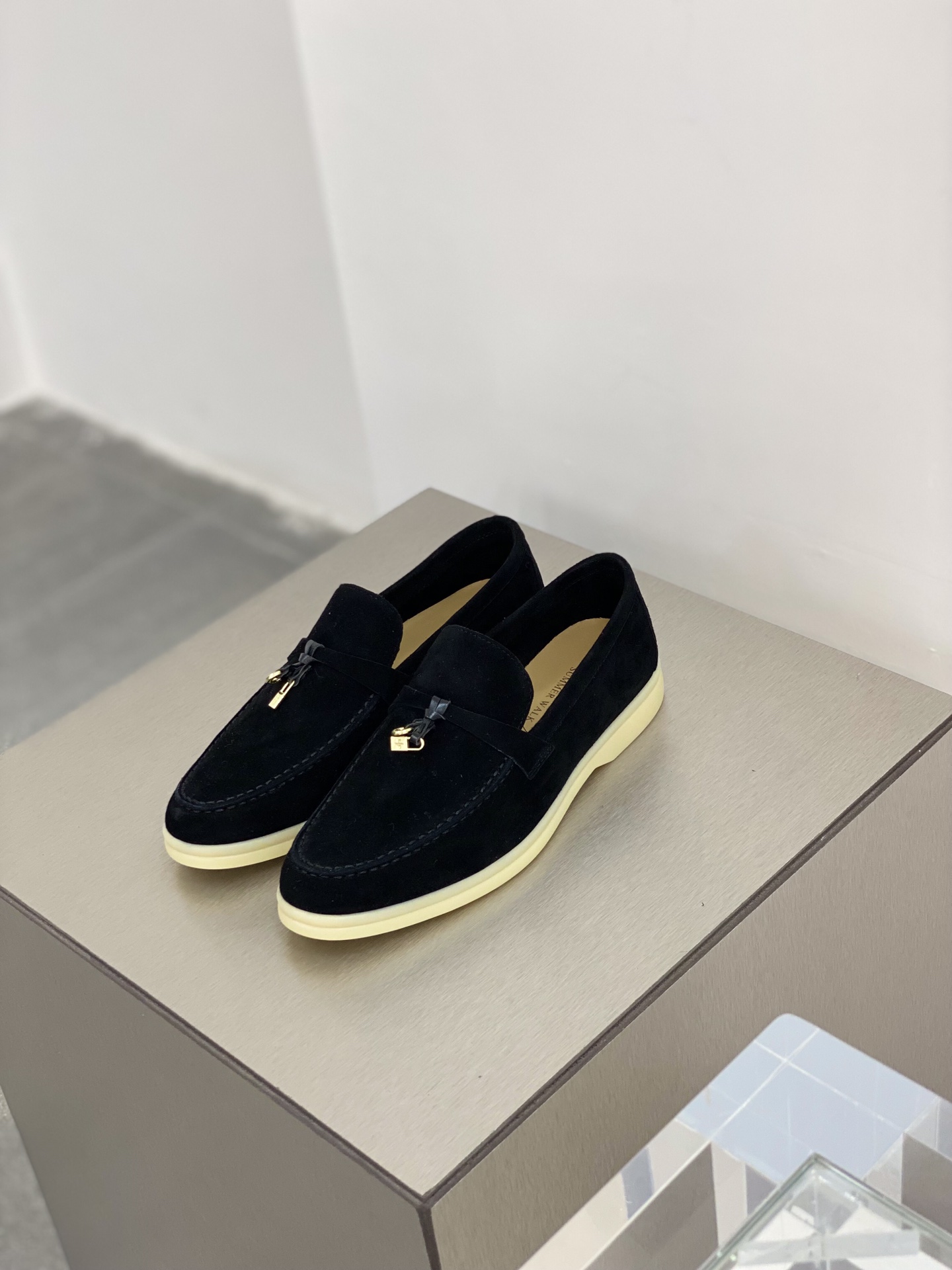 Loro Piana Summer Charms Walk Loafers Caviar For Women - FAE5444 MB97