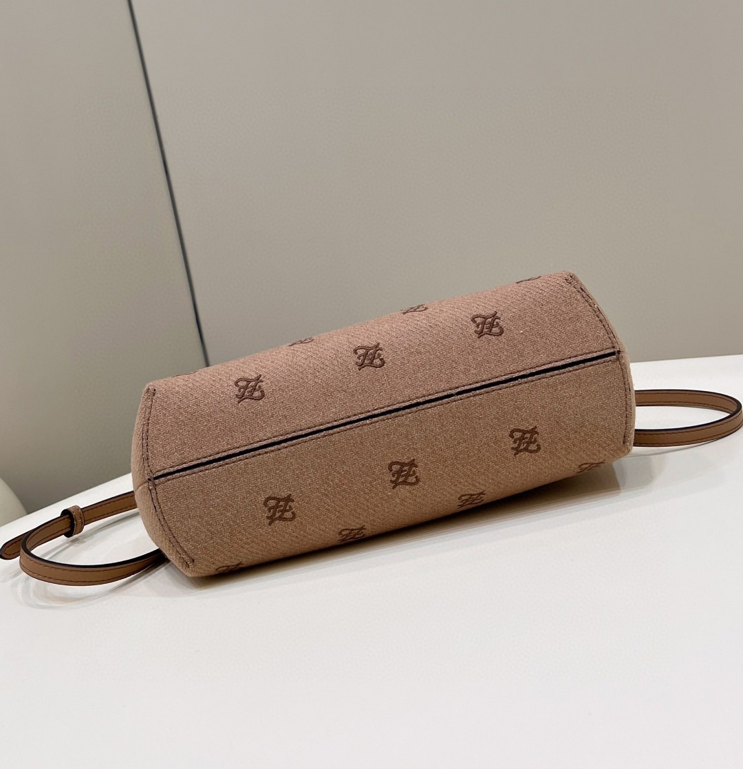 Fendi First Small Brown Bag For Woman 26cm/10in - Temafes - The best ...