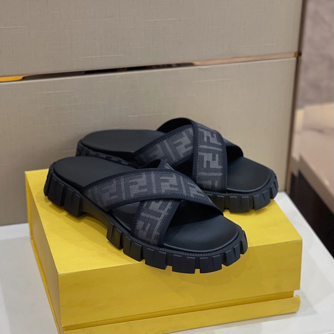 Fendi Force Black Slides For Men - Temafes - The best quality products ...